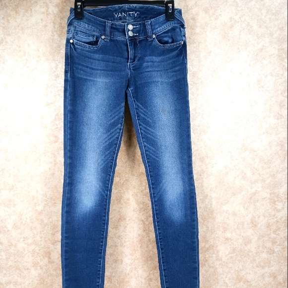 What Color Is Vanity In Jeans at Pam Calhoun blog